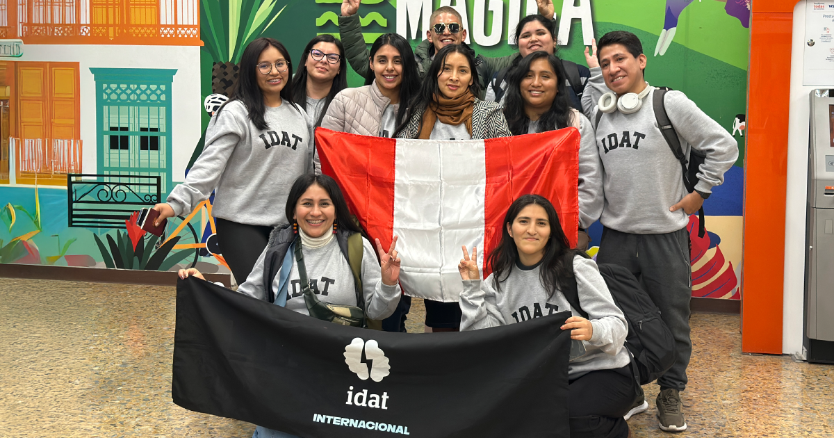 IDAT Viaja a Medellín, Colombia con estudiantes y docentes | Instituto Idat
